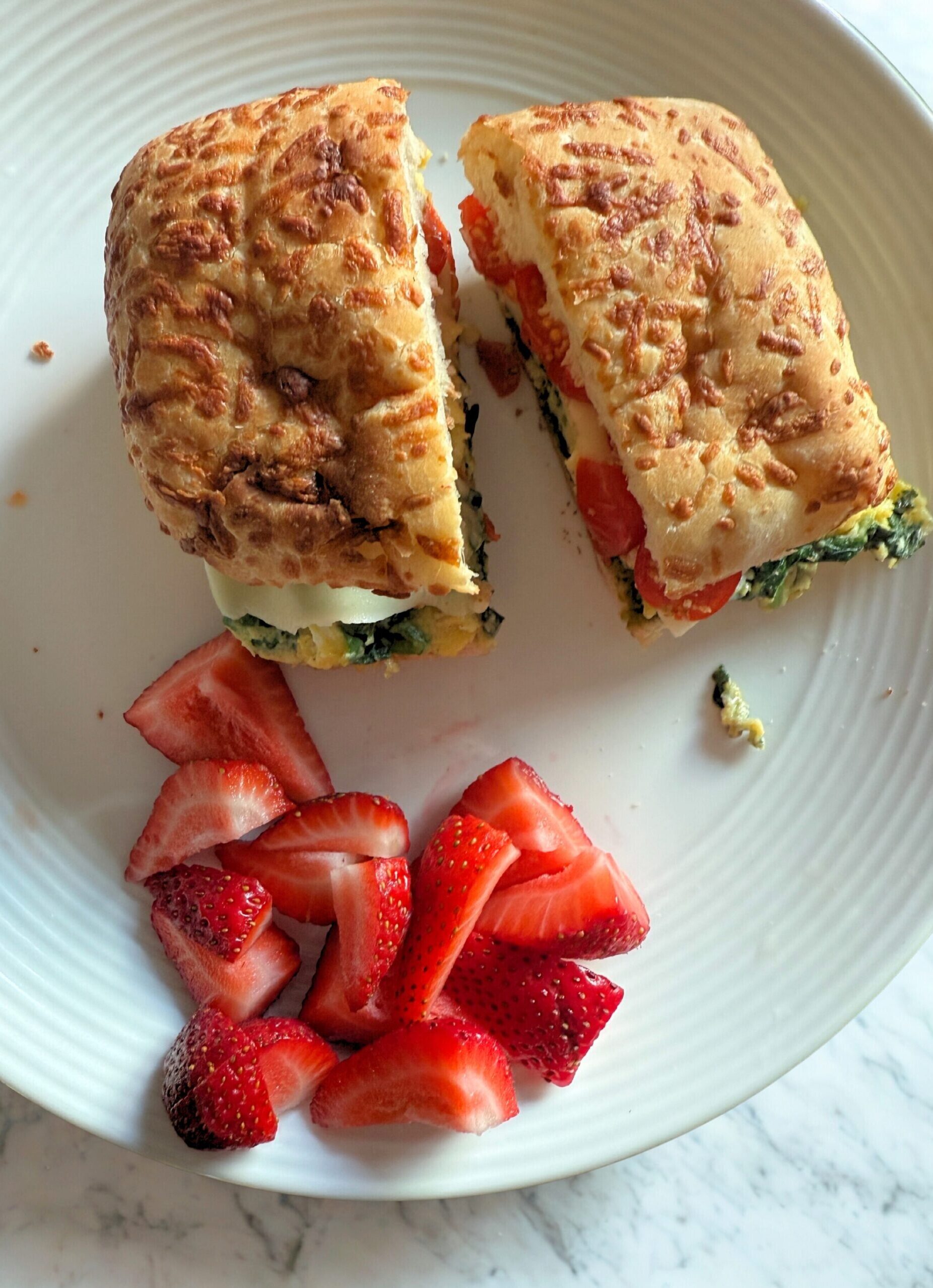 Starbucks Egg Pesto Sandwich Copycat (Aldi Asiago Ciabatta Roll ...